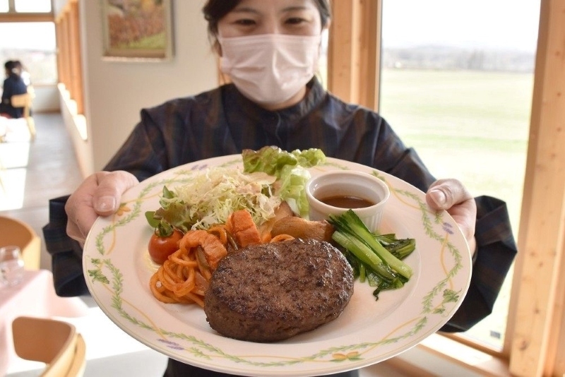 北見和牛ハンバーグセット 牛肉100％の食べ応え