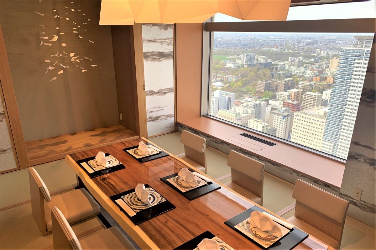 札幌で眺めと食事を楽しむなら JRタワーホテル日航札幌開業20周年～35階レストランリニューアル- TripEat北海道