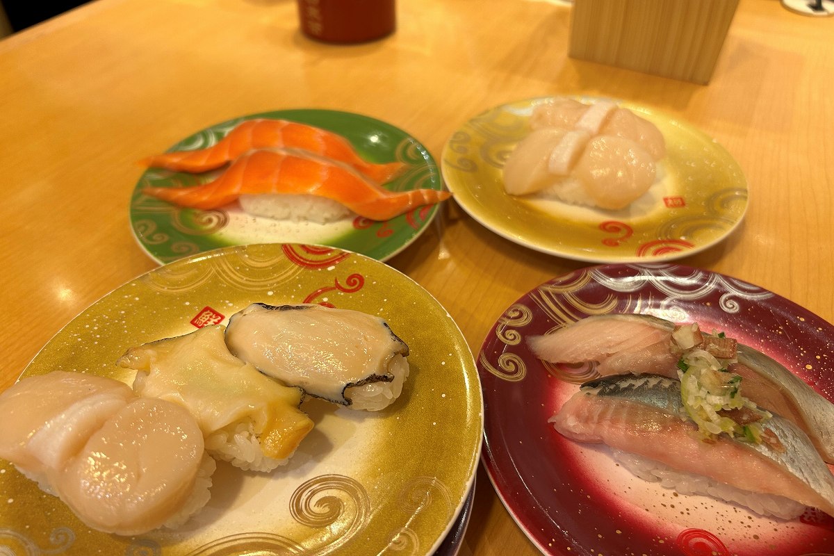 札幌のおすすめ「回転寿司」道東発祥の人気店4選～こだわりのネタをお手頃価格で！ - TripEat北海道