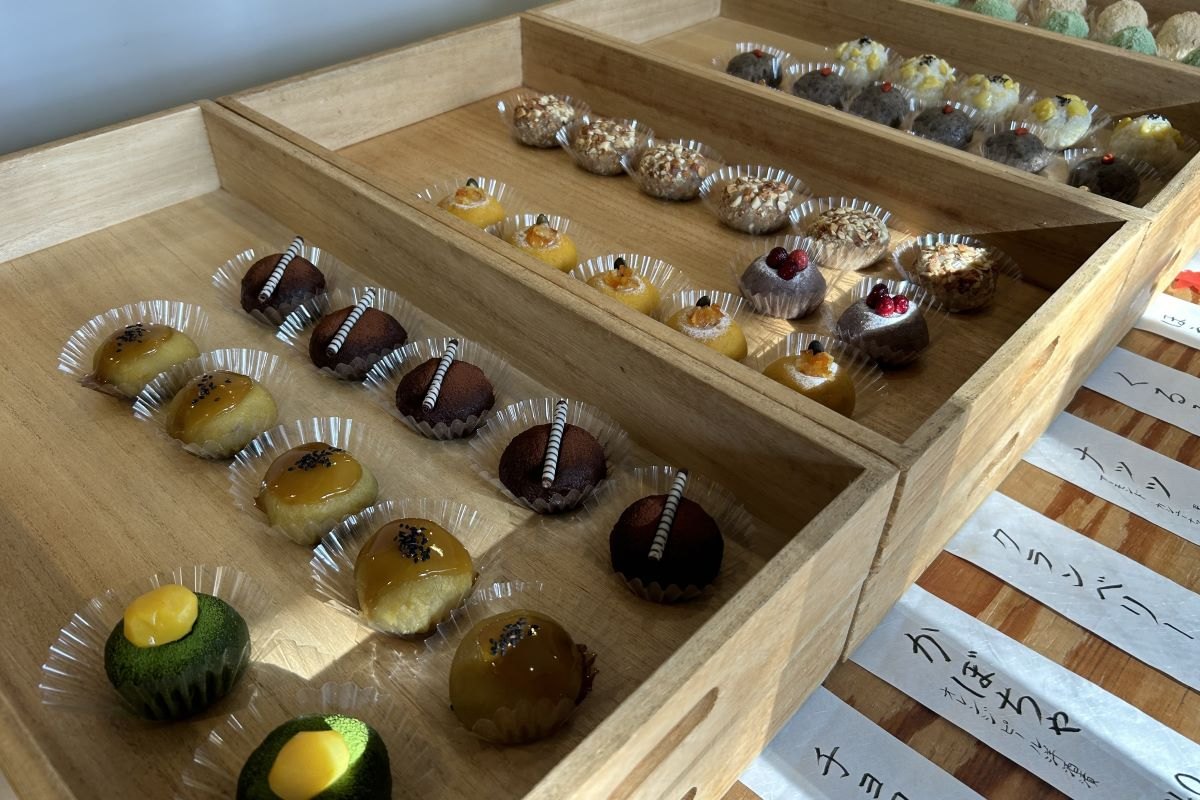 「創作おはぎ」 風味多彩 デコレーションも華やかに～札幌市内に新店続々 - TripEat北海道