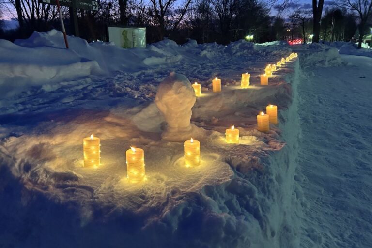 「さとらんど かまくらイルミ」開幕…雪を照らす幻想的で優しい明かり～2/18まで - TripEat北海道
