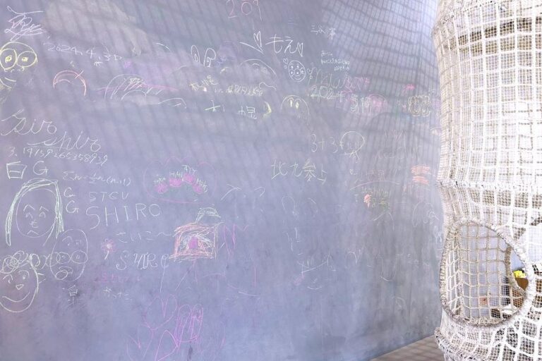 SHIRO｢みんなの工場｣でカフェやお買い物も楽しむ～見学できる北海道のコスメ工場巡り㊦ - TripEat北海道