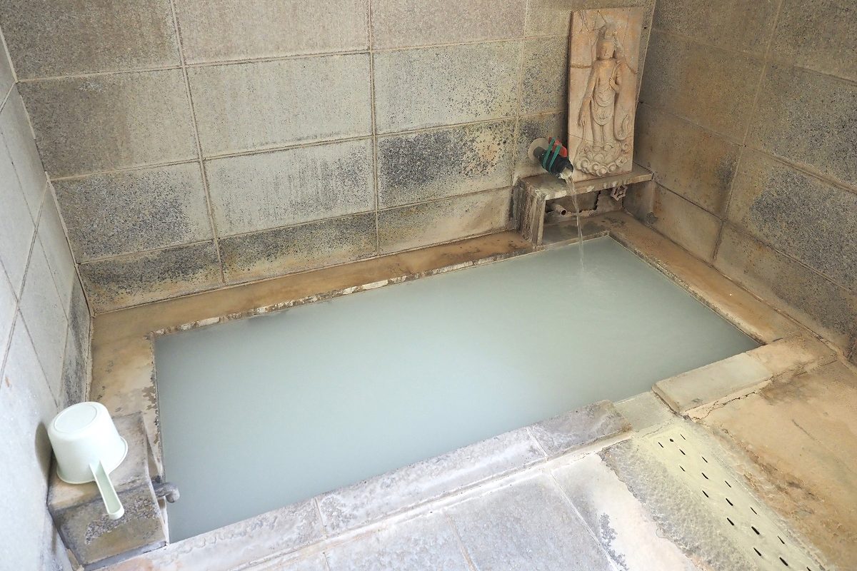 温泉を楽しみ、｢看板猫｣とも会えたらうれしい！ 北海道の〝癒される〟温泉宿5選 - TripEat北海道